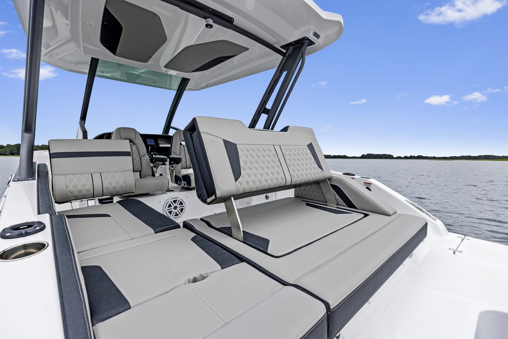 ELITE 27 SD 2025 | Monterey Boats